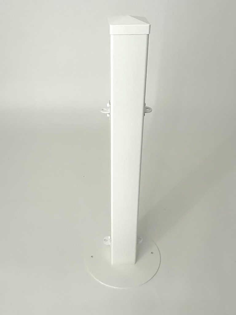 Crowd Control Barriers to Hire - Fencing, Barriers, Post Ropes - BE ...